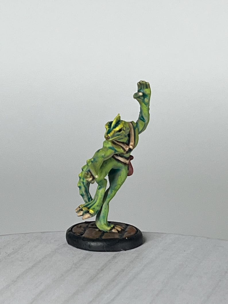 Painted Lizardman Dragonborn Miniature: 28mm RPG Figure - Etsy
