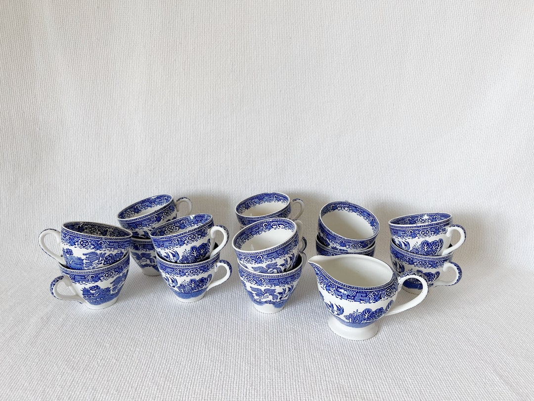 Vintage Made in England Blue and White Floral/birds Tea or Coffee Cups ...