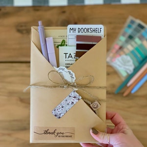 Blind Date With a Book / Gift for Book Lover / Reading Addict / Gift ...