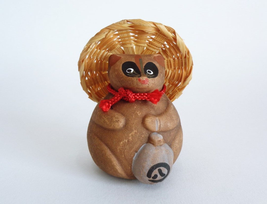 8182 Tanuki Dorei Bell ,japanese Hand Made Clay Pottery Tanuki ...