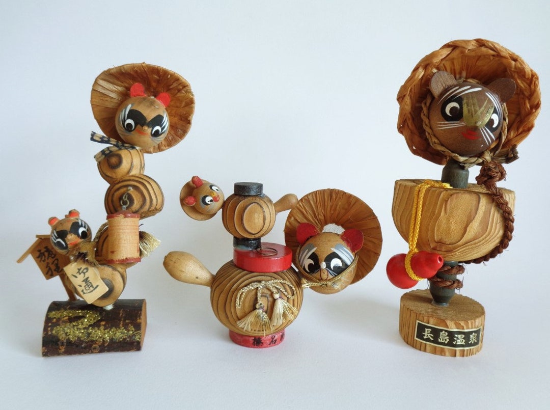 Tanuki Kokeshi Doll Group of 3 Wood Carved Figurines Okimono Ornament ...
