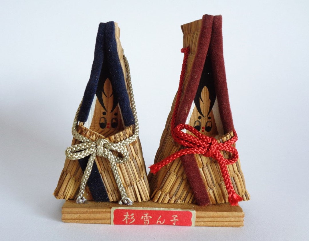 Vintage Japanese Kokeshi Doll: Artistic Wooden Figurine - Etsy UK