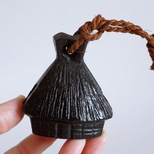 3696 'hut' Iron Bell Cast Iron Bell Vtg. Japanese - Etsy