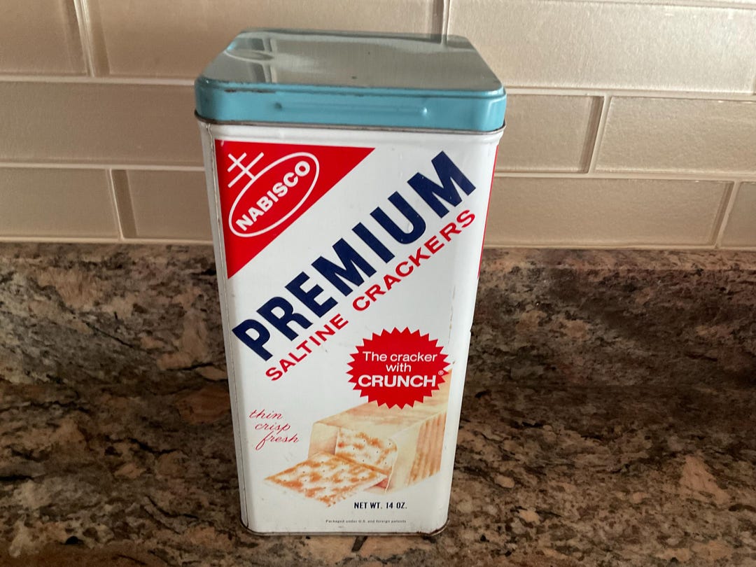 Vintage Nabisco Premium Cracker Tin - Farmhouse Kitchen - Retro Decor ...
