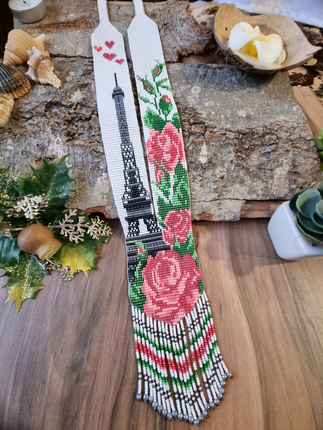 Beaded Necklace Eiffel Tower With Roses - Etsy