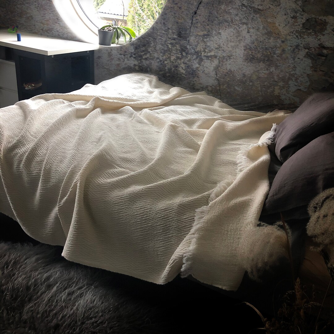 Ivory White Linen, Wave Pattern Throw Blanket, Extra Large Bedspread ...