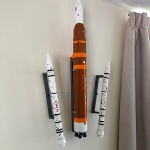 Wall Mount to Display ARTEMIS SLS Rocket (10341) - Etsy