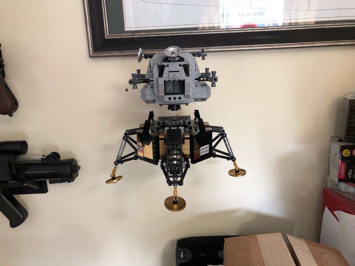Wall Mount to Display Apollo Lunar Lander - Etsy