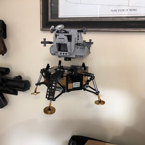 Wall Mount to Display Apollo Lunar Lander - Etsy