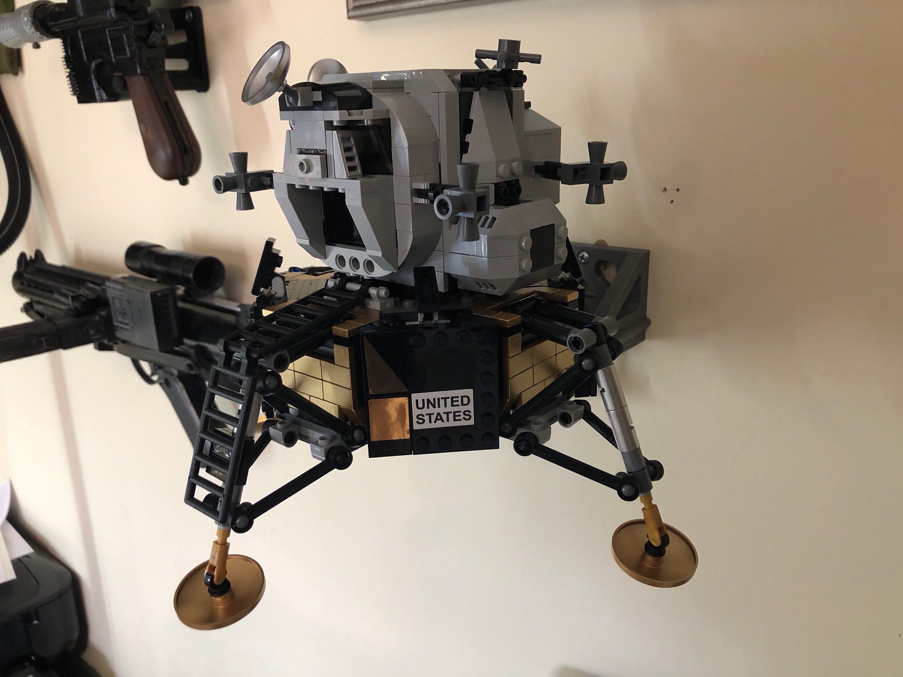 Wall Mount to Display Apollo Lunar Lander - Etsy