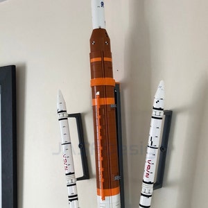 Wall Mount to Display ARTEMIS SLS Rocket (10341) - Etsy