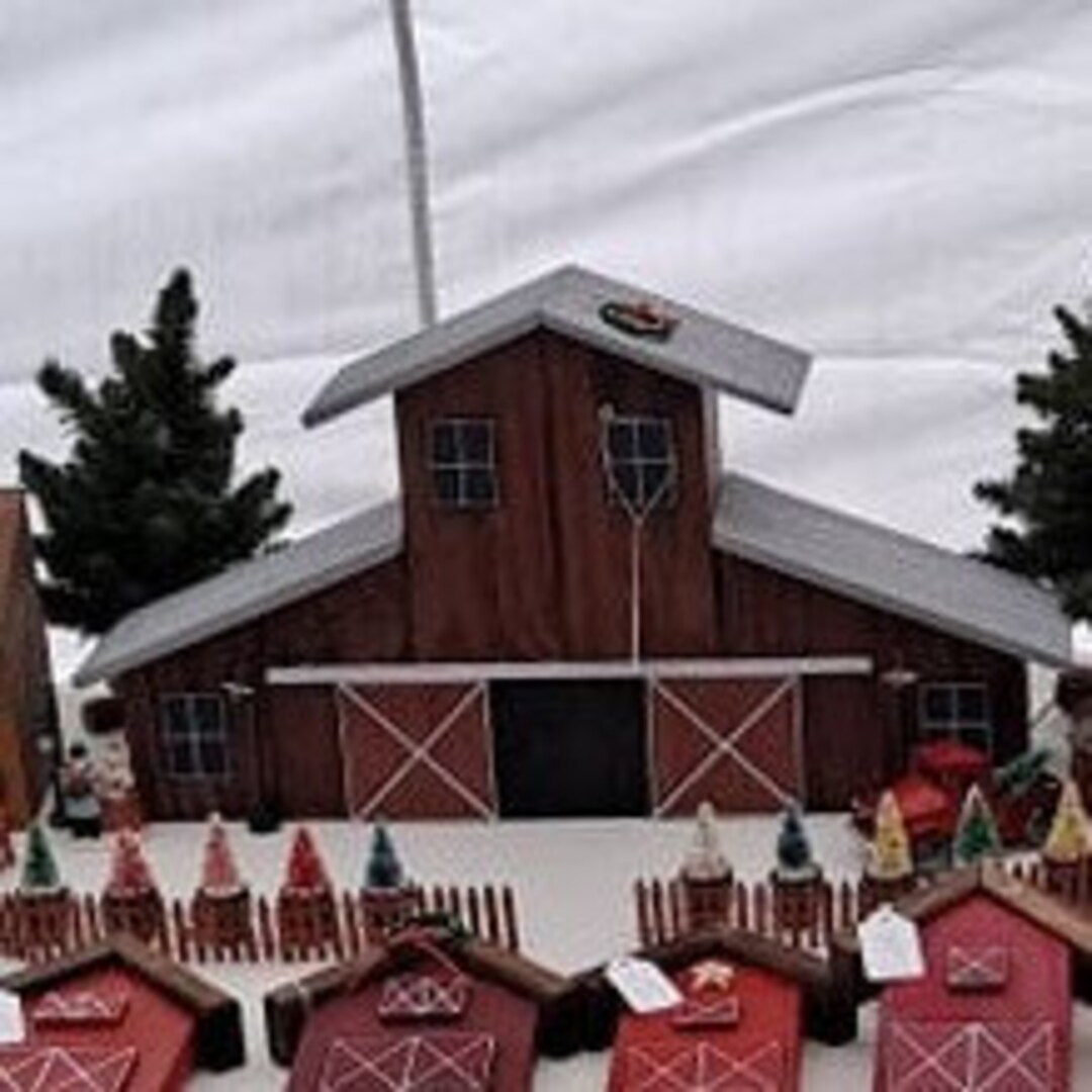 Handmade Wooden Large and Small Barns Beautiful Details Great ...