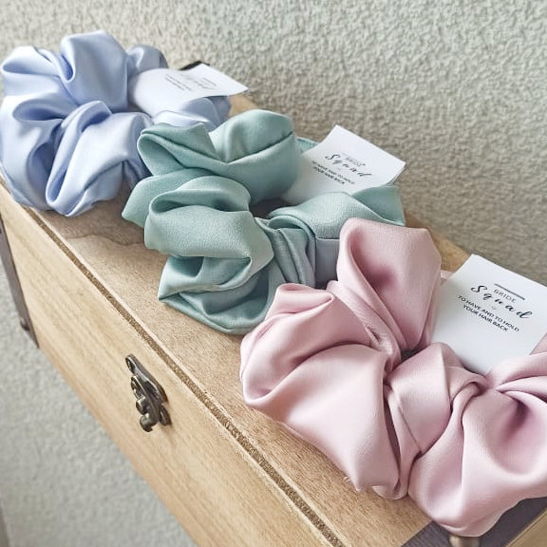 Bride Squad Scrunchies Satin Hair Scrunchies Sets Scrunchie Bow Pearl ...
