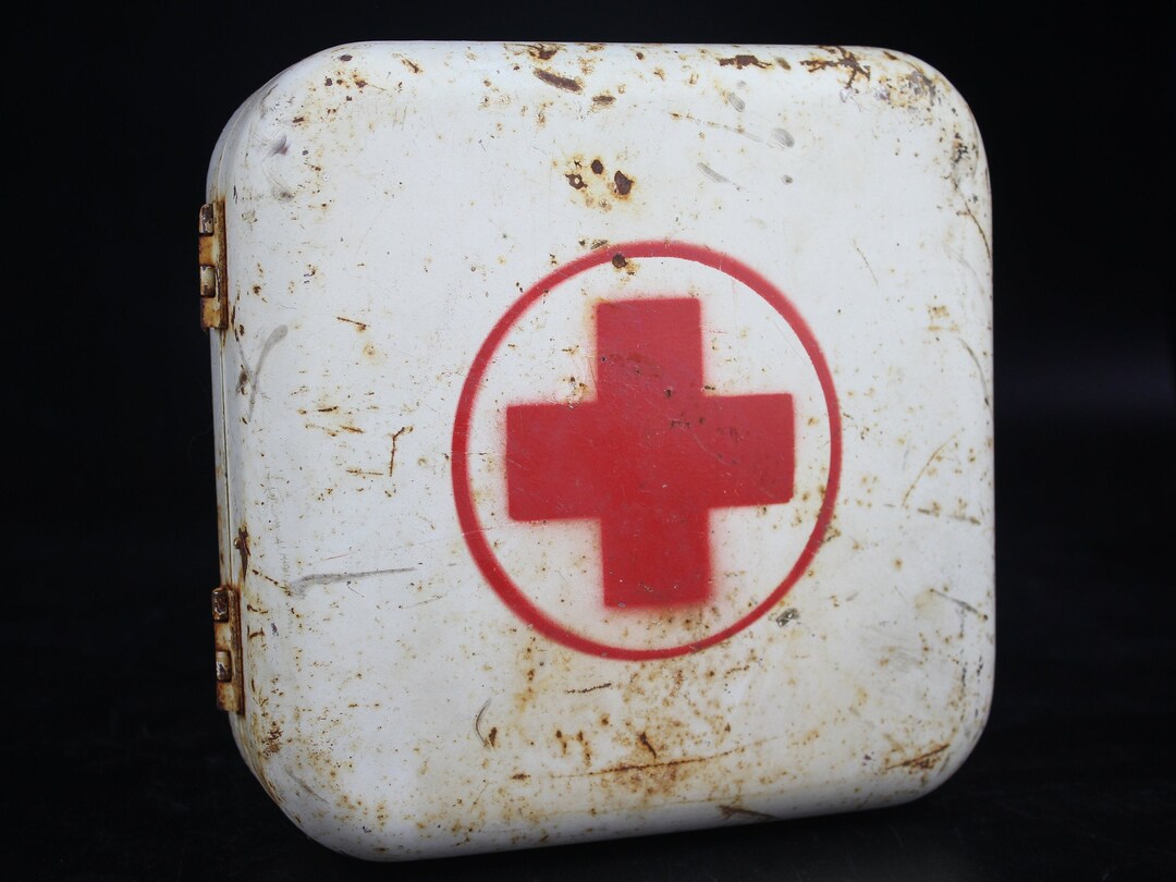 Vintage Metal First-aid Kit Soviet First-aid Kit Army - Etsy