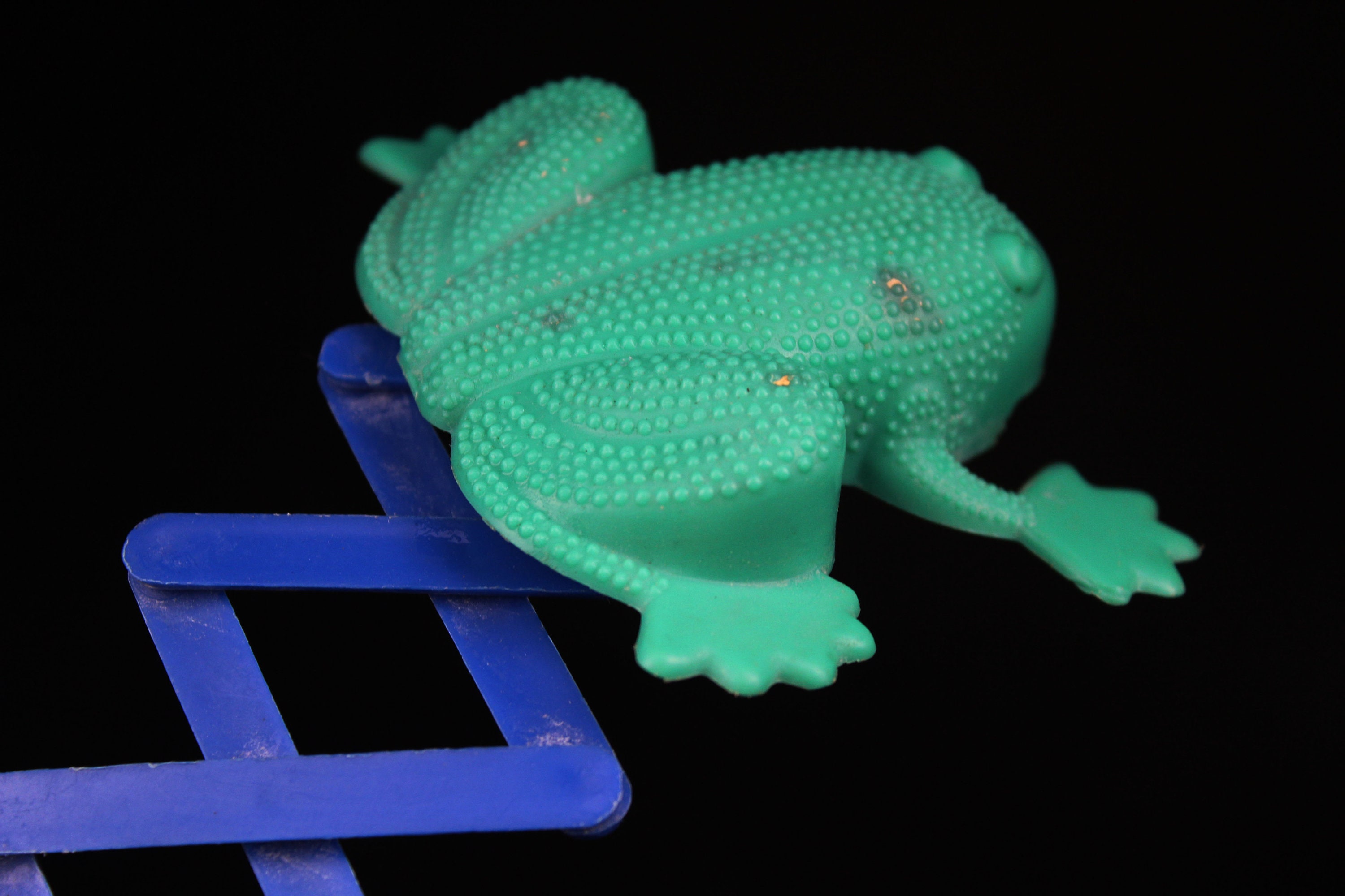 New Vintage Plastic Toy Jumping Frog Soviet Toy Vintage Toy - Etsy