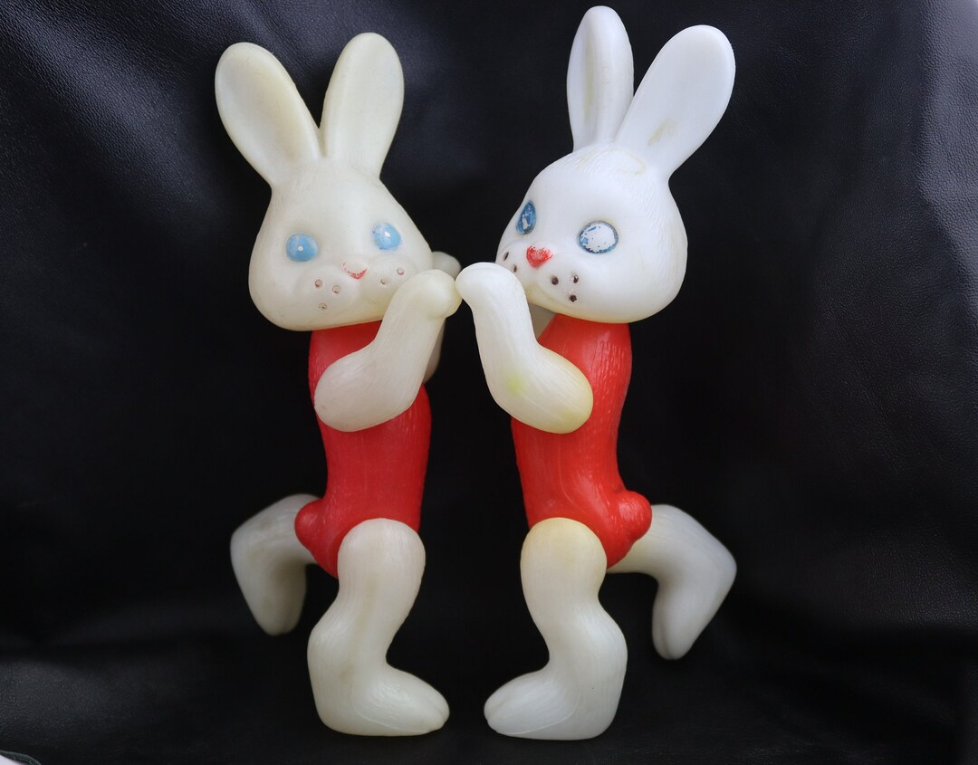 Two Vintage Plastic Hares Toy, Bunny Vintage Plastic Rabbit, Handpaint ...