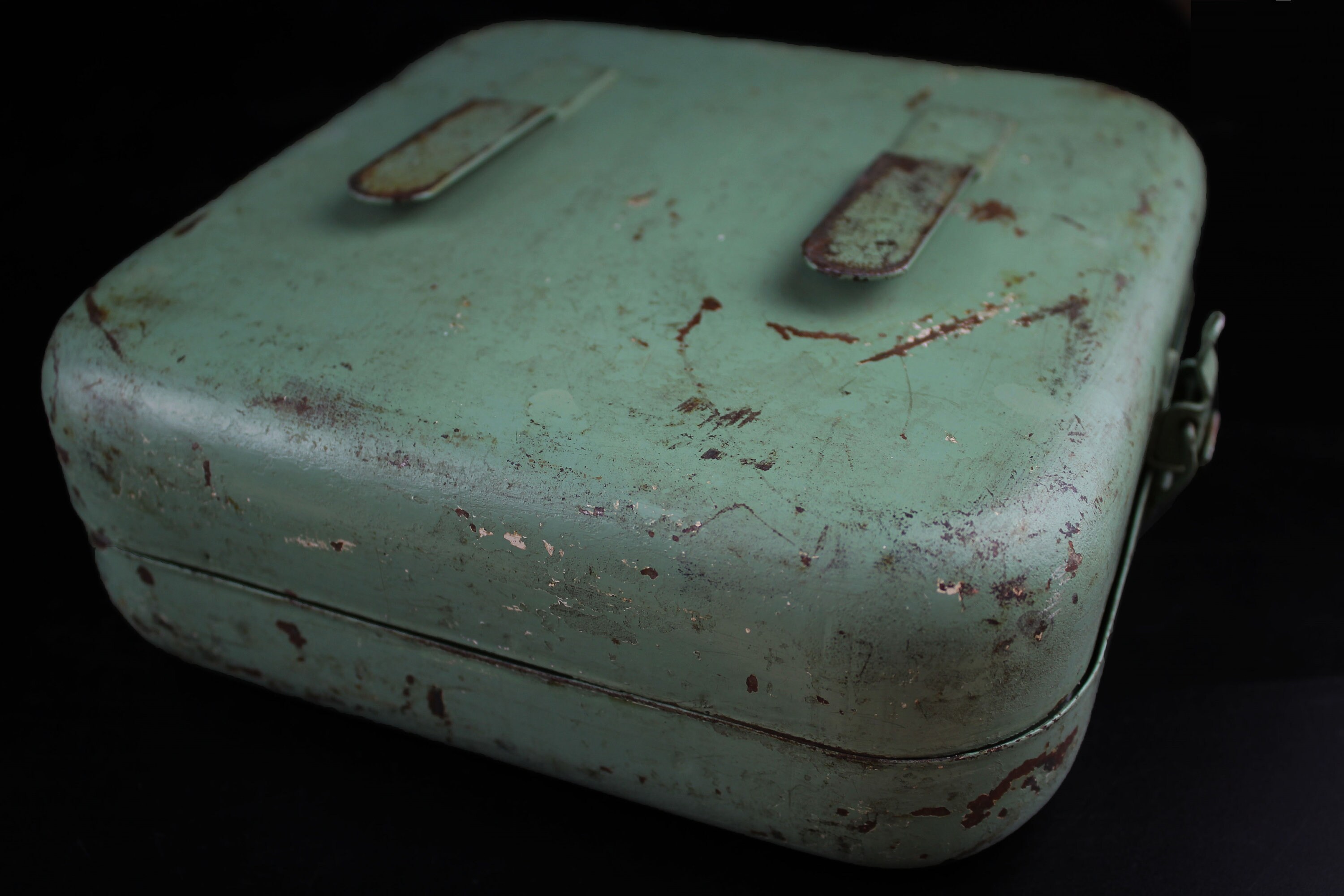 Vintage Metal First-aid Kit Soviet First-aid Kit Army - Etsy