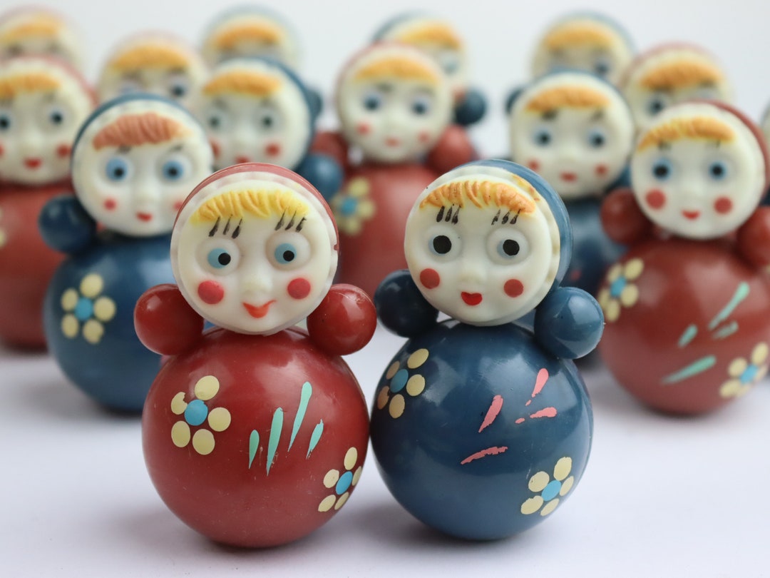 Vintage Plastic Tumbler Toy, Soviet Roly-poly Doll, Russian Matrioshka ...
