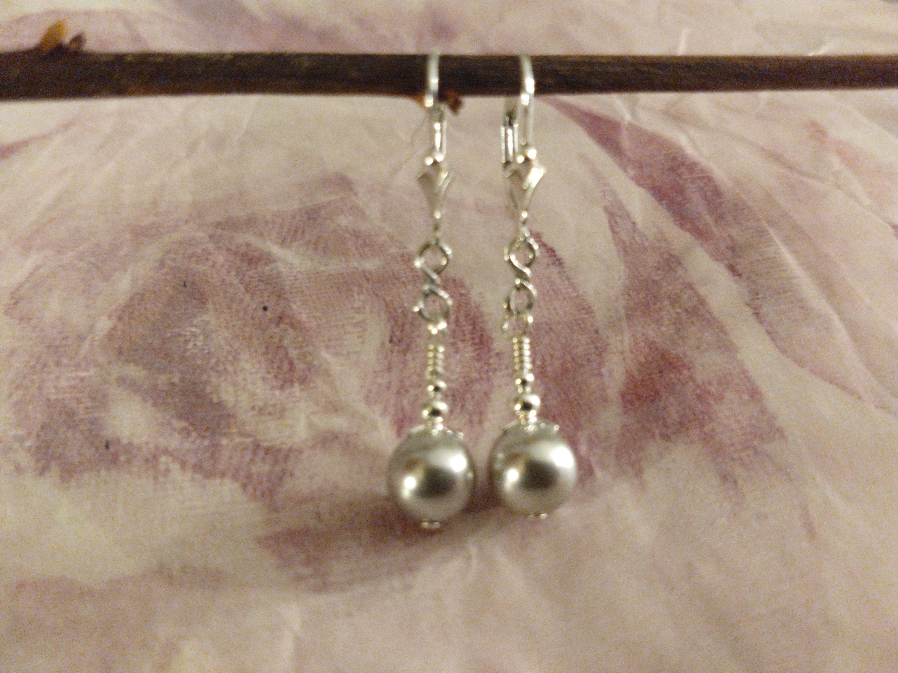 Simply Pearls Fleur De Lis Lever Back With Infinity Link,classic Pearl ...