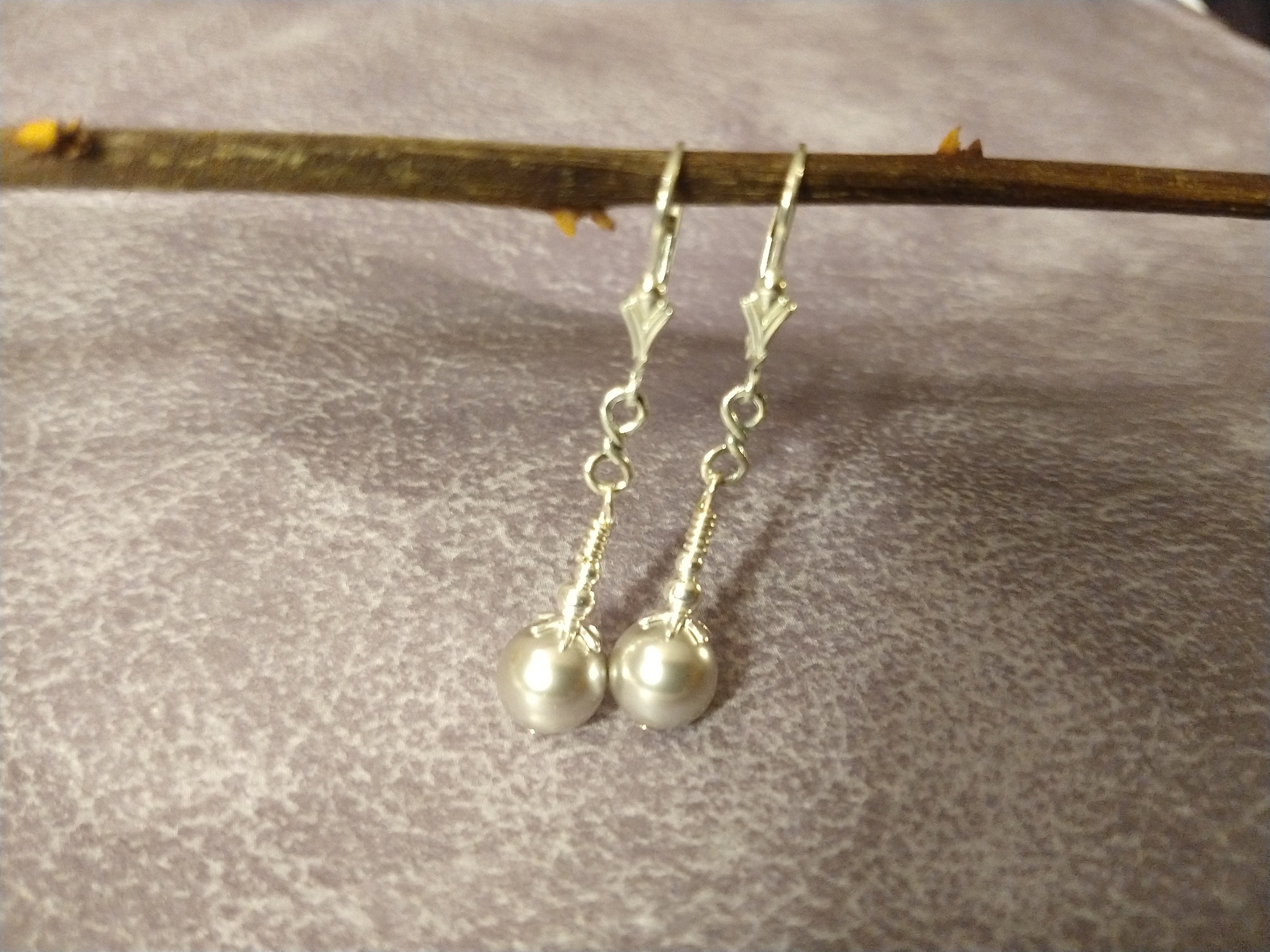 Simply Pearls Fleur De Lis Lever Back With Infinity Link,classic Pearl ...