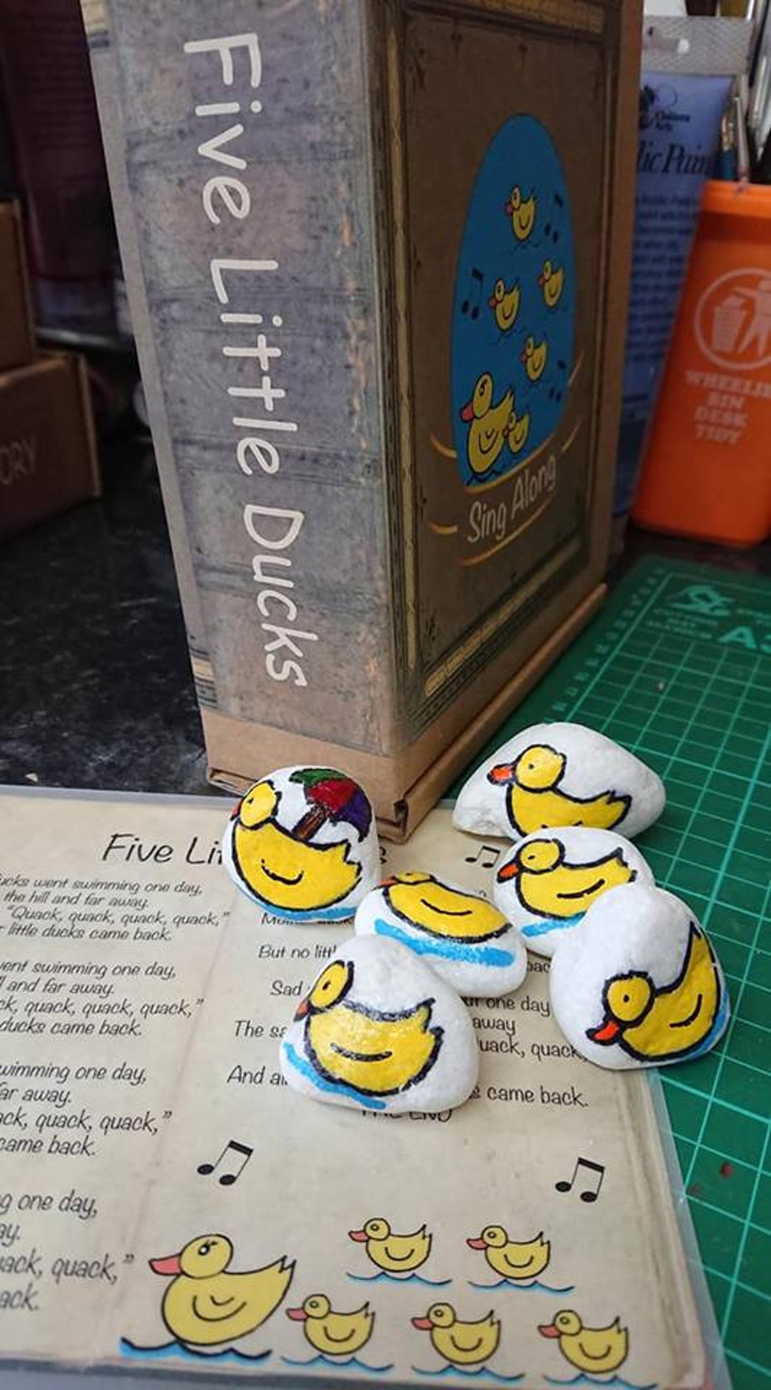 BOXED 5 Little Ducks - Story Stones/sing Along - Etsy