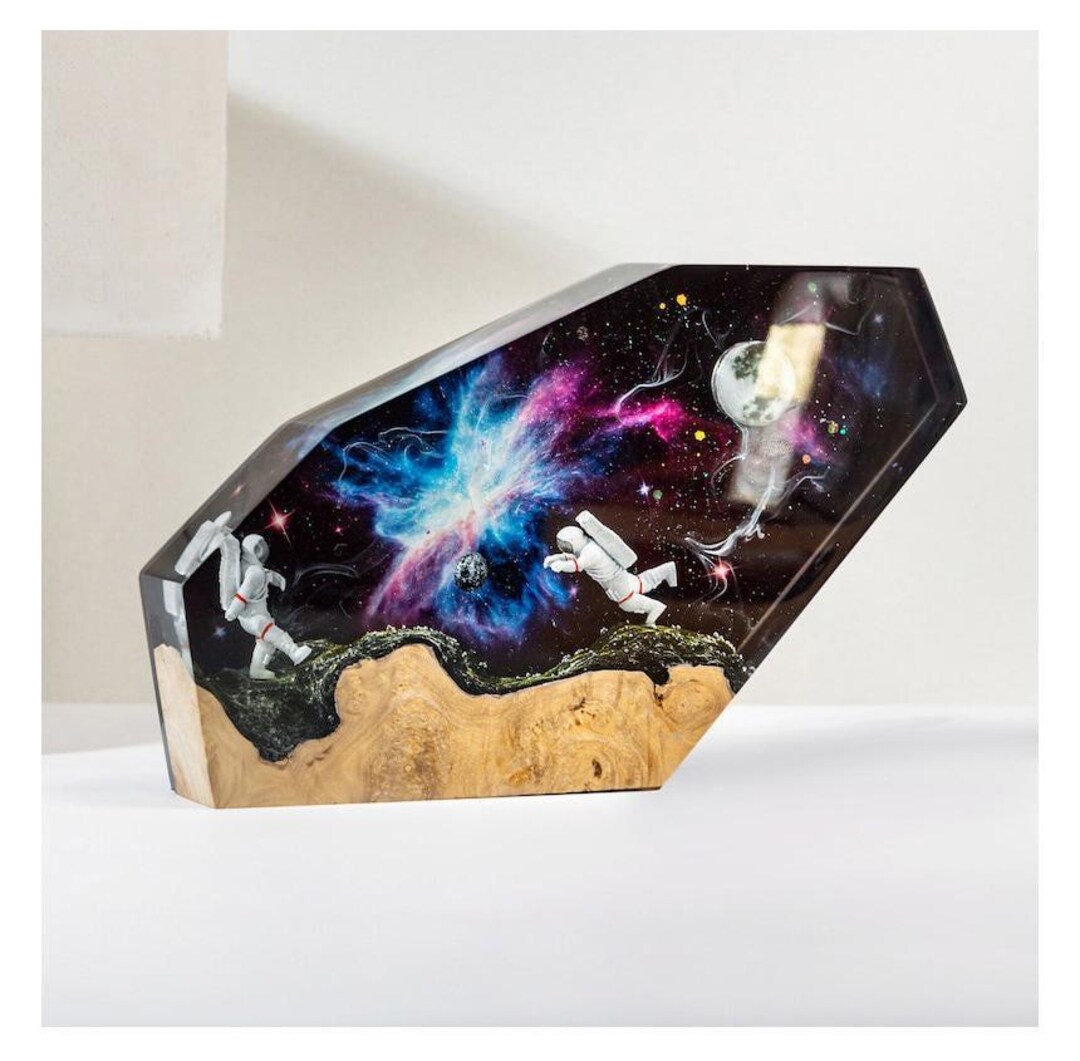 ASTRONAUTS in INTERSTELLAR SPACE Lamp, Galaxy Space Resin and Wood ...