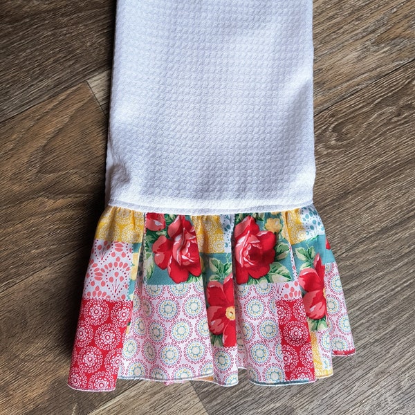 Ruffle Towel - Etsy
