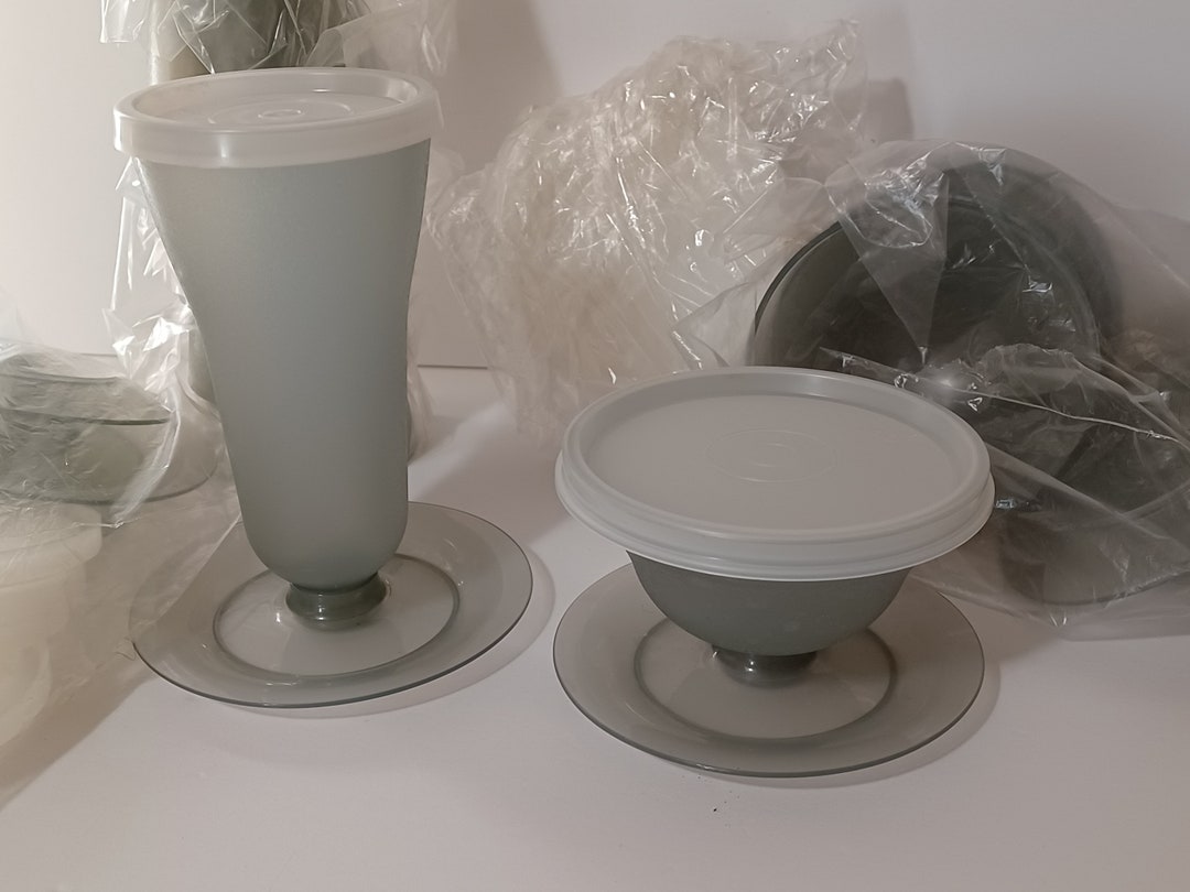 12 Tupperware Parfait & Pudding Cups W Lids 2 Sets of 6 - Etsy