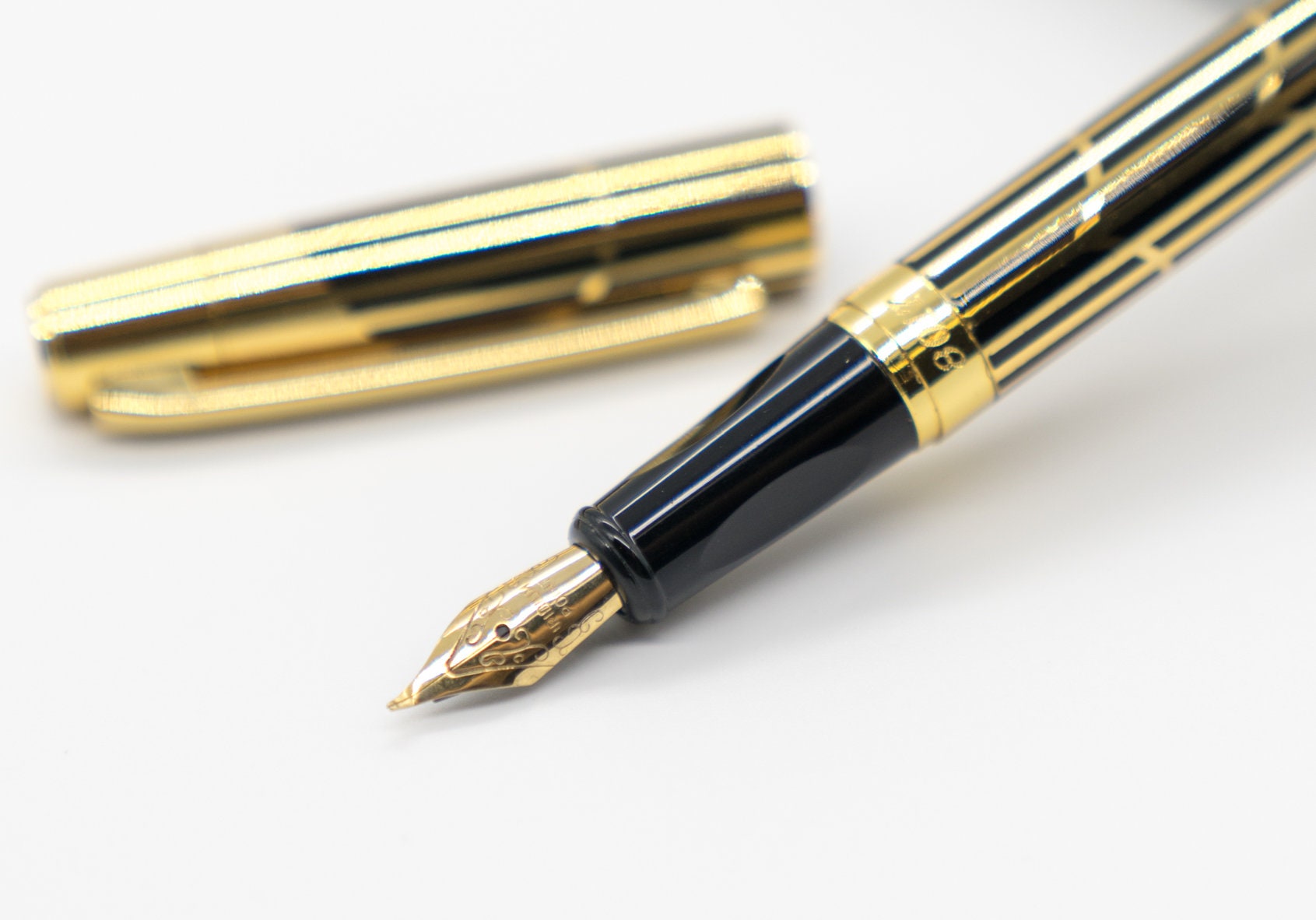 Gold and Black Bent Nib Fountain Pen | Metal Calligraphy Pen ...