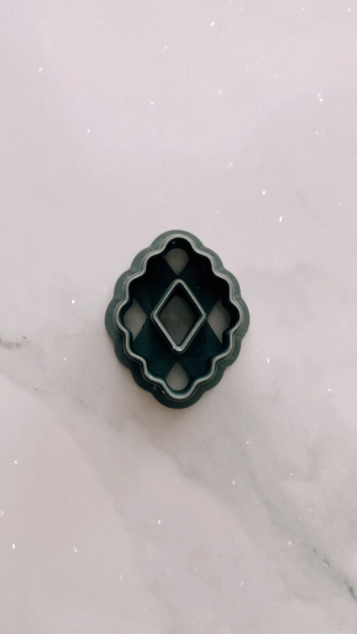 Marjorie Wavy Diamond Clay Cutter - Etsy