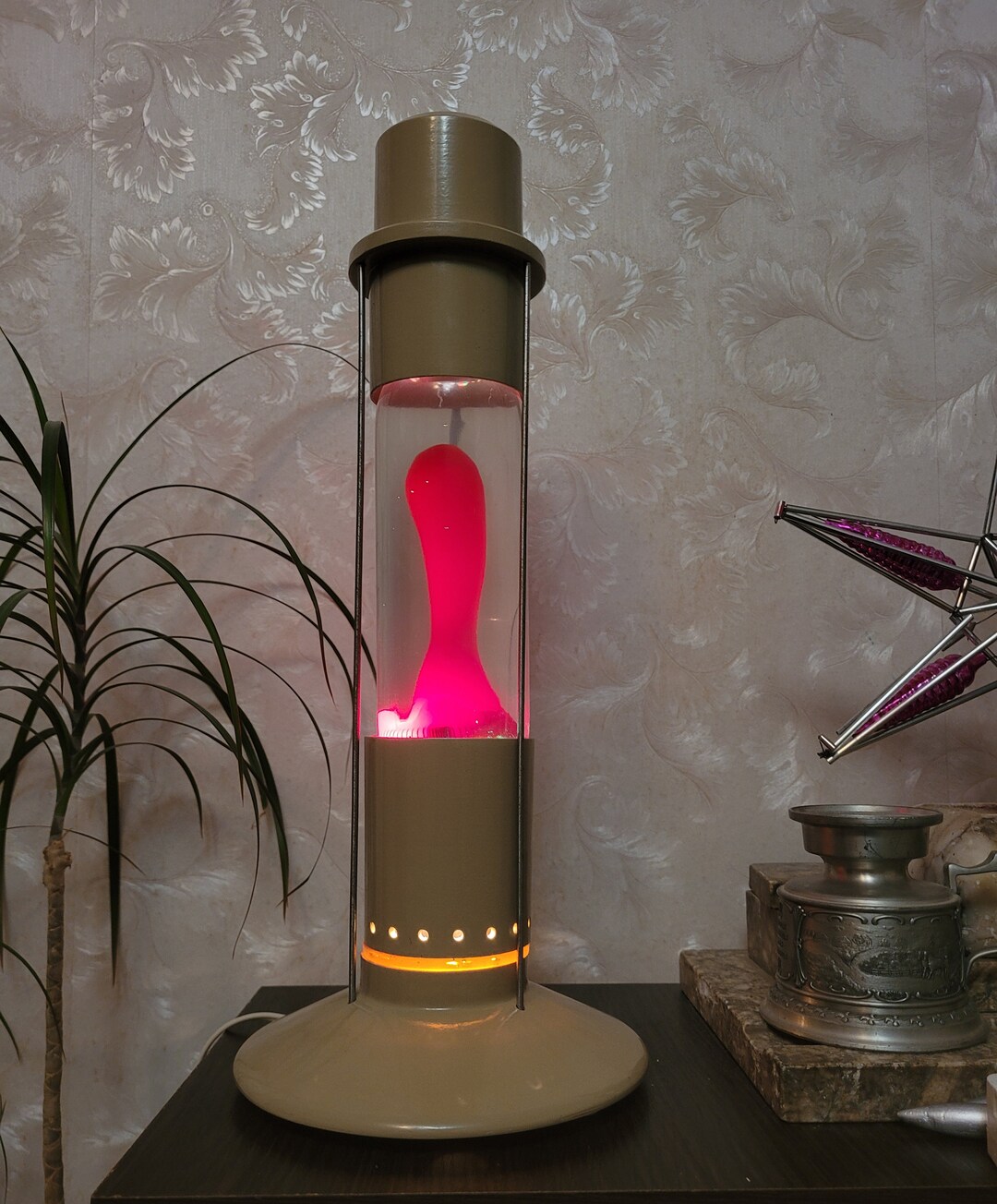 Very Rare Vintage 1970s. Soviet Scarlet Lava Night Lamp Space UFO ...