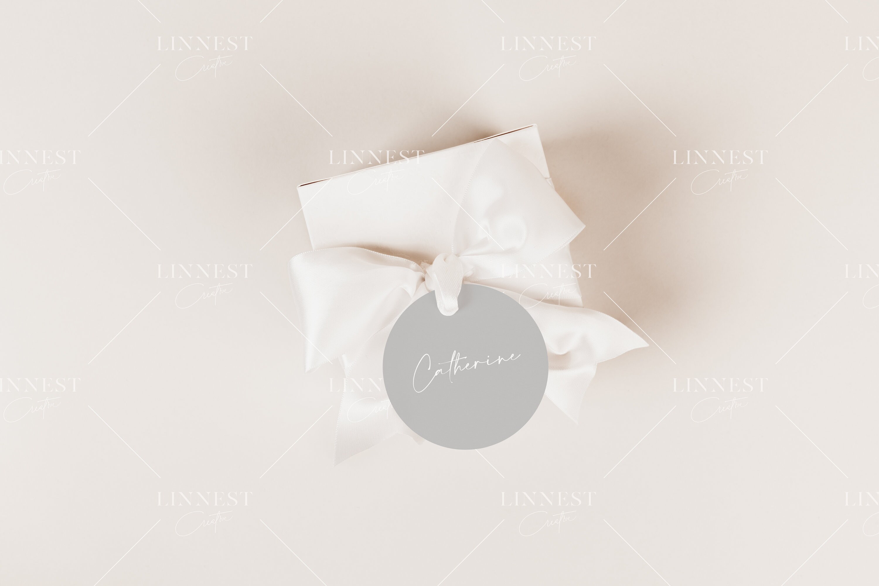 Round Gift Tag Mockup Blank White Round Label Mockup | Etsy