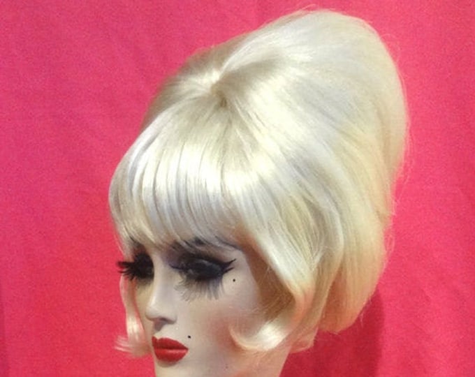 Beehive Pageboy QUALITY NEW Wig .. Retro 1960's Style .. Theater ...