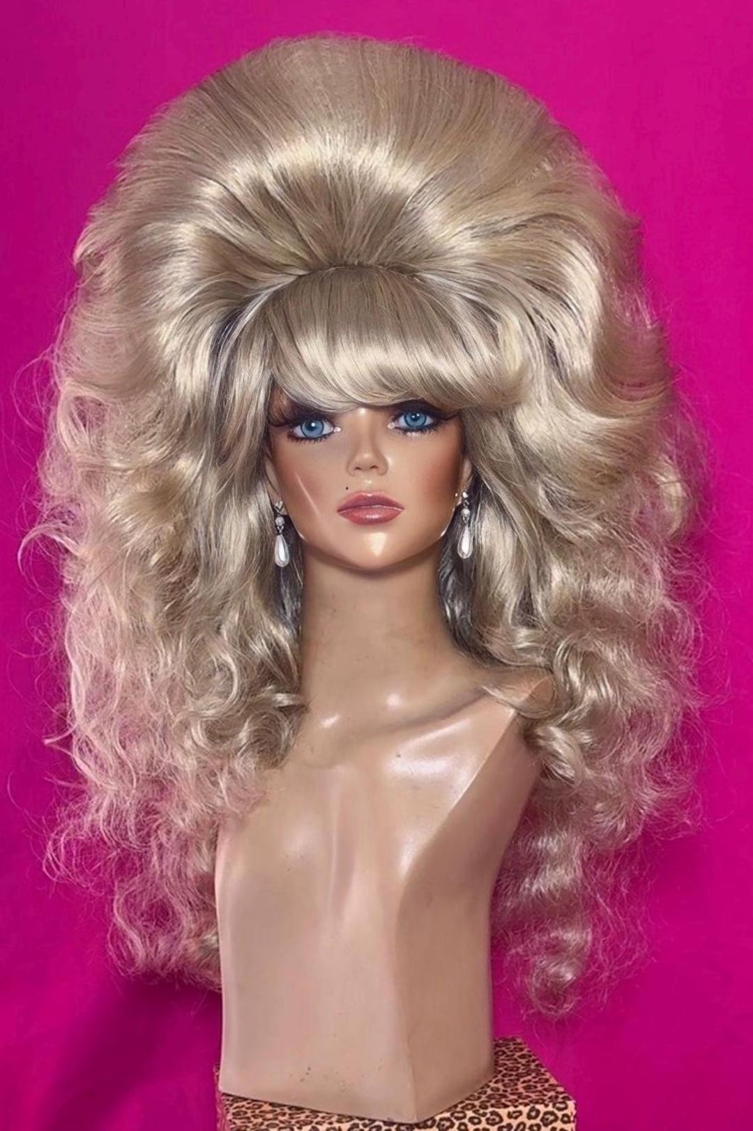 DOLLY PARTON BEEHIVE 1960s Styled Drag Queen Costume Wig, Double ...