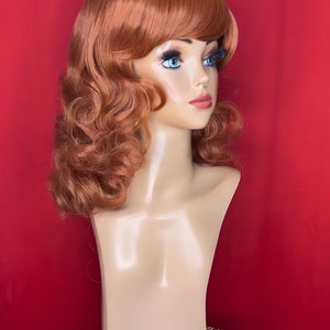 REBA MCENTIRE WIG: Red Mullet Wig W Bangs, 1990s Wig, 2000s Wig ...