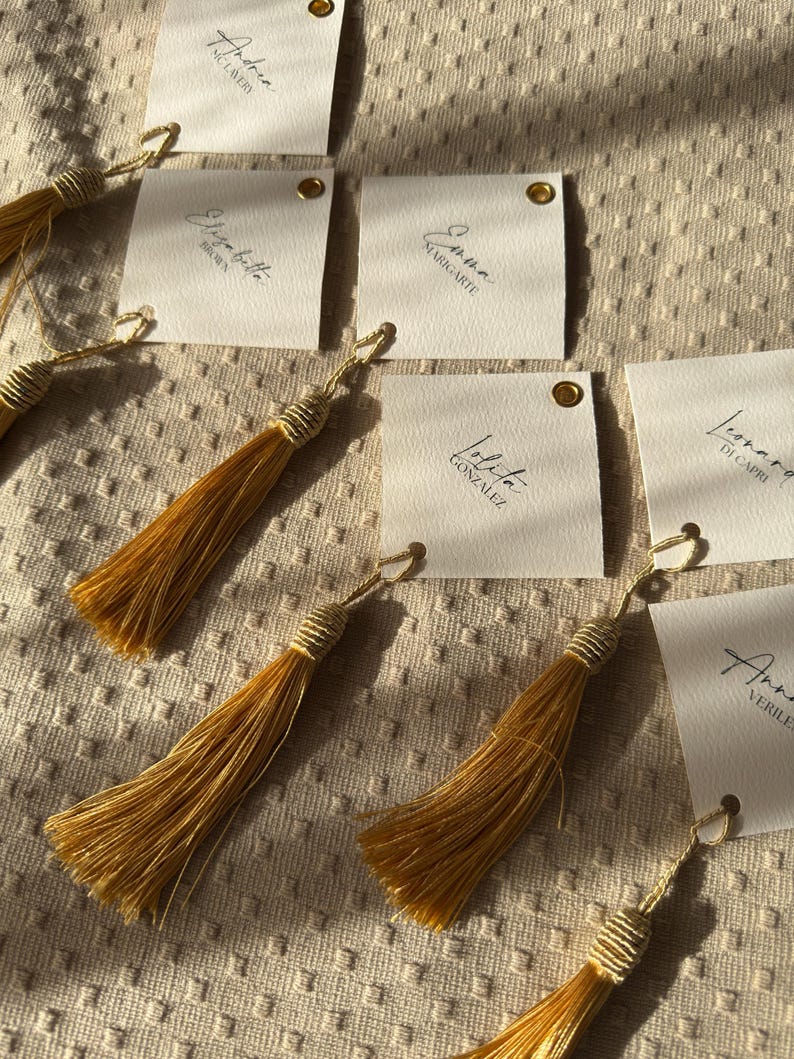 WEDDING / PLACE CARDS With Tassels, Placecards Napkin, Name Tags ...