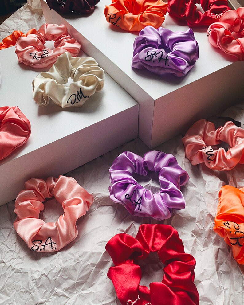 CLASSIC / MONOGRAM - Letters Name, Scrunchie Embroidered Hair ...