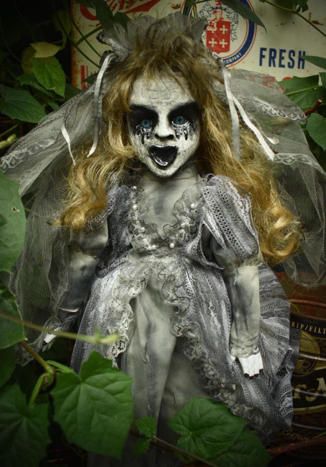 Creepy Dark Art Haunted Bride Spooky Creeper Zombie Dollz Original ...