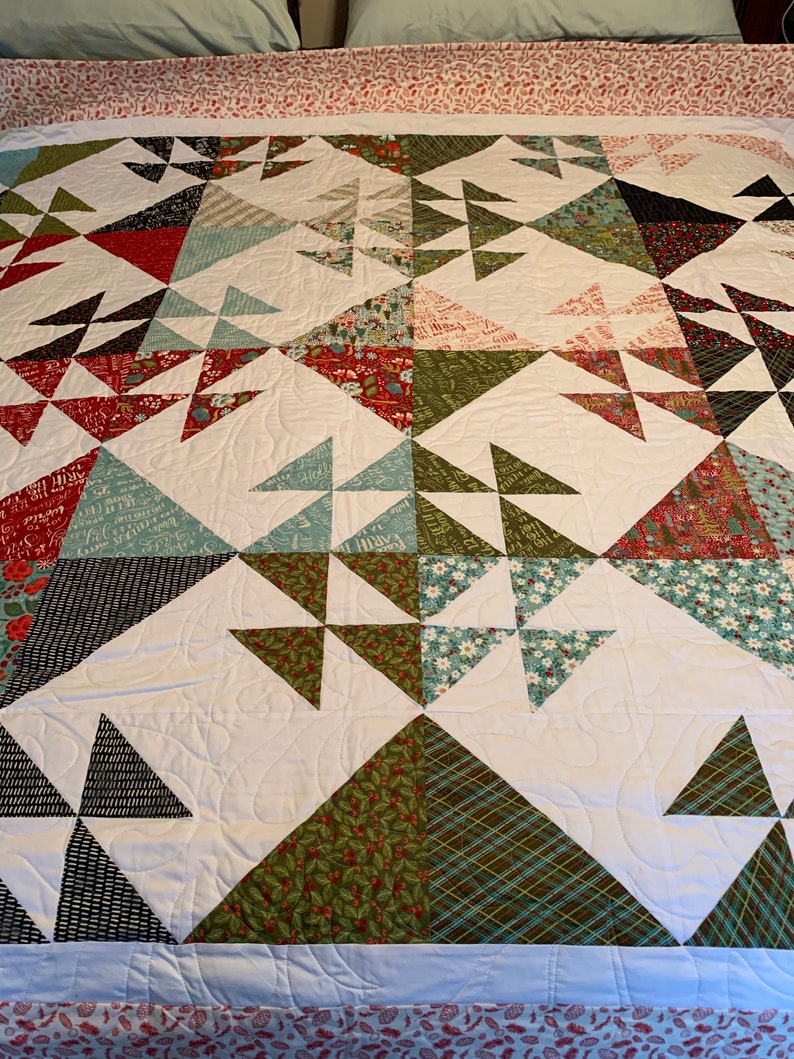 Winter Holiday Quilt - Etsy