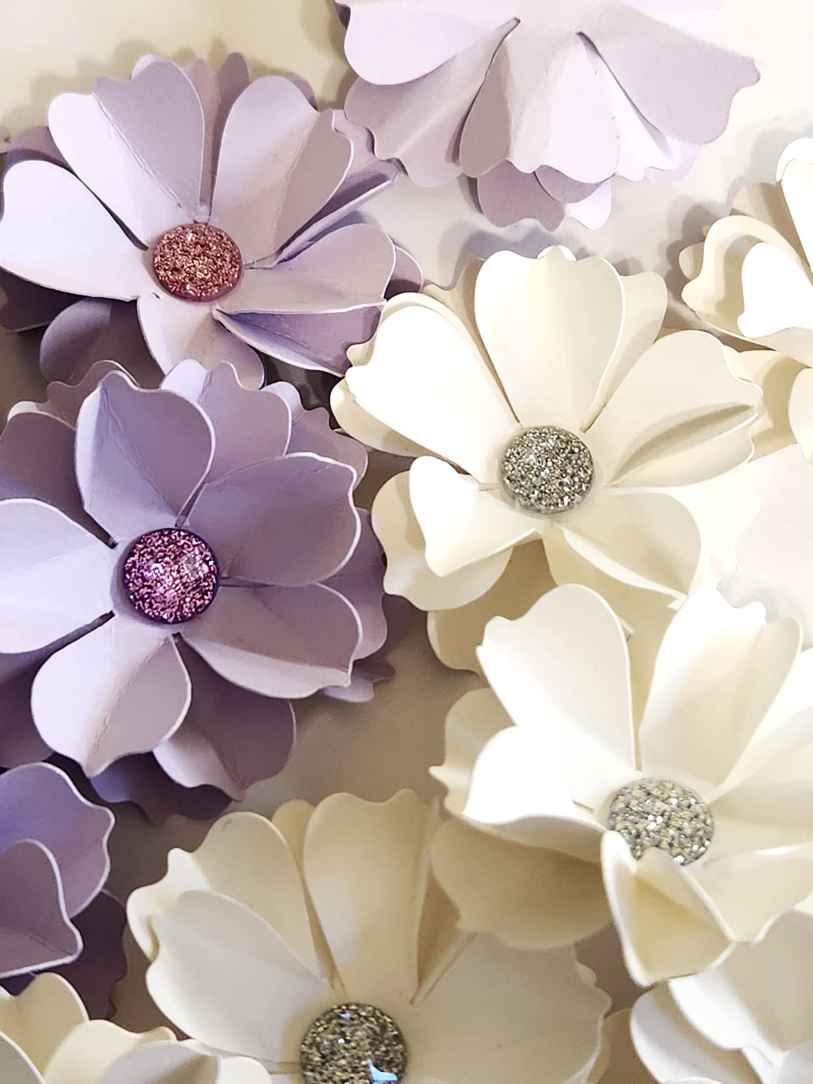 Paper Mini Flowers 30 Pieces 1.50" in Diameter. 15 Purple and 15 White ...