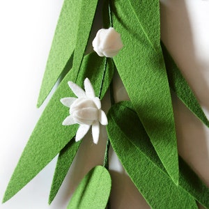 Jasmine Liana, Stephanotis Floribunda, Madagascar Liana, Garland, Felt ...