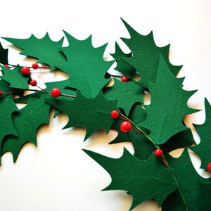 Holly Christmas Felt Garland, Red Berries, New Year, Winter, Liana ...