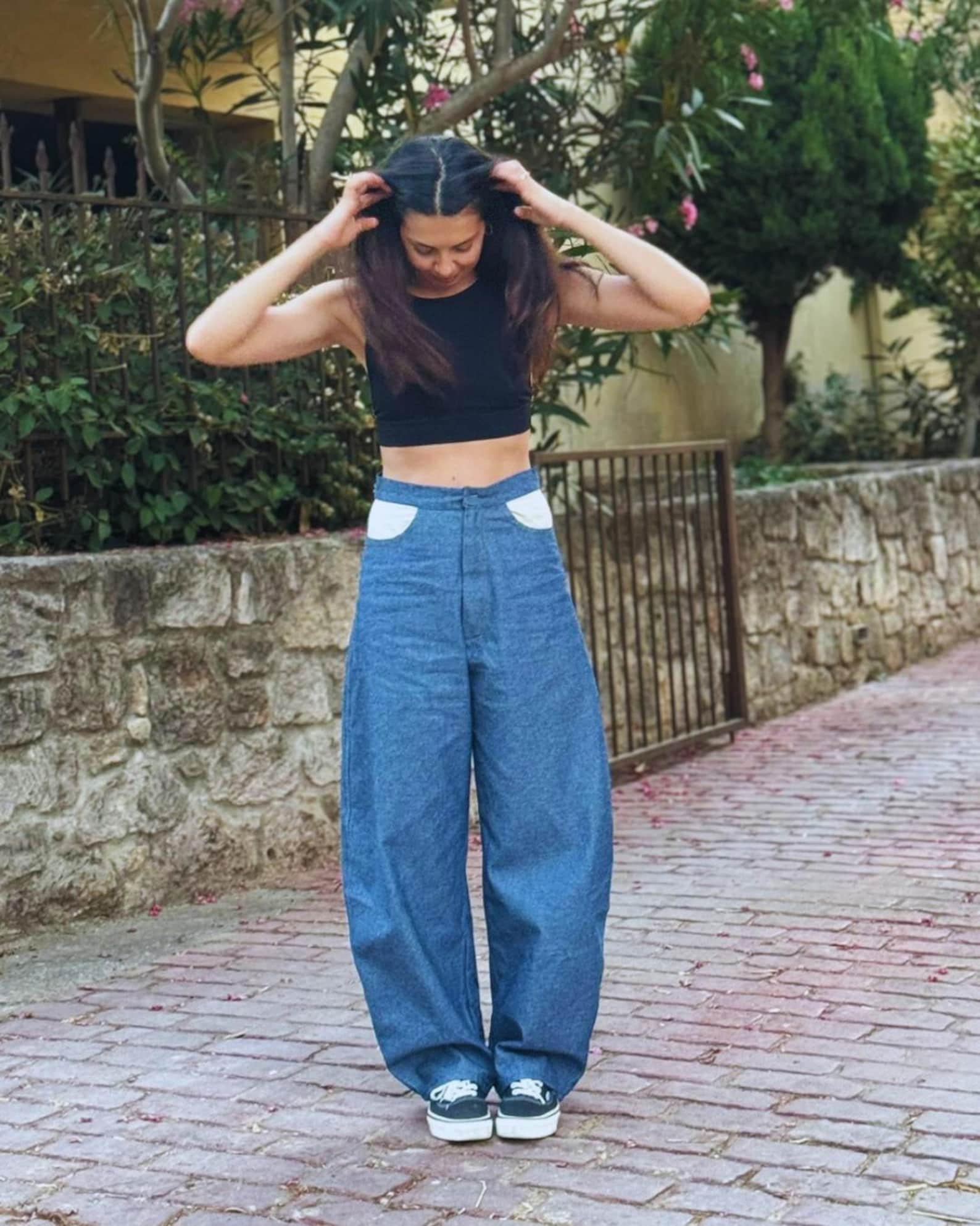 Barrel Pants Sewing Pattern – Fly Zipper & Waistband | Round Shape ...