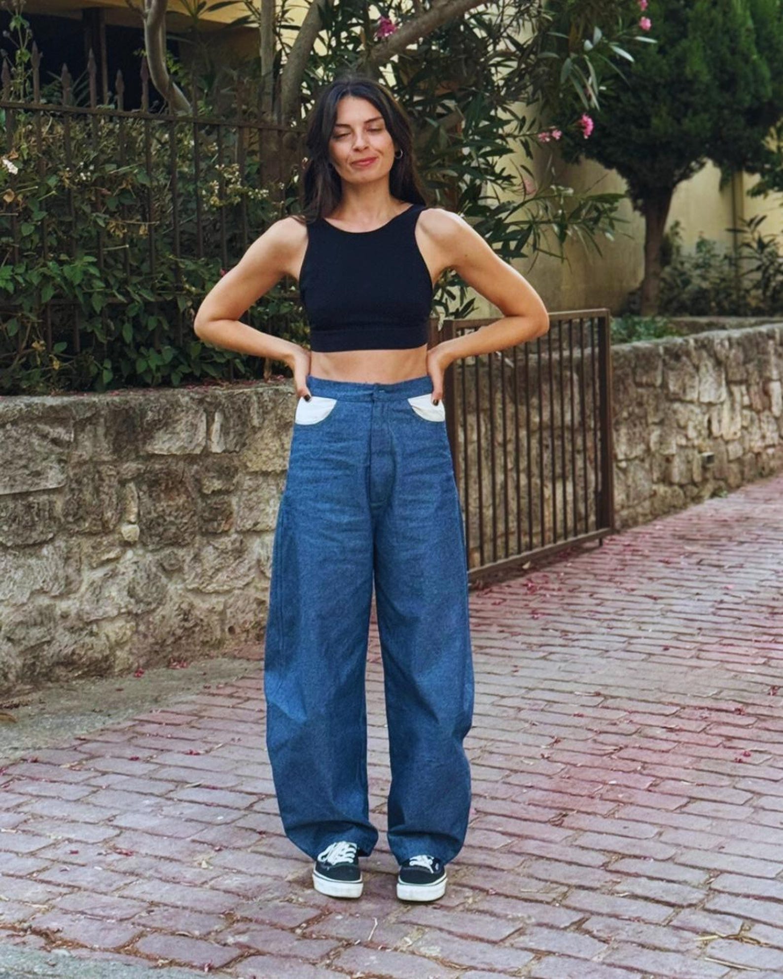 Barrel Pants Sewing Pattern – Sculptural Silhouette, Fly Zipper ...