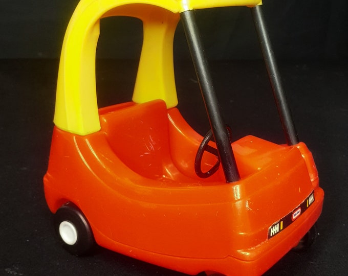 Vintage 1990's Little Tikes Red & Yellow Dollhouse Miniature Cozy Coupe ...