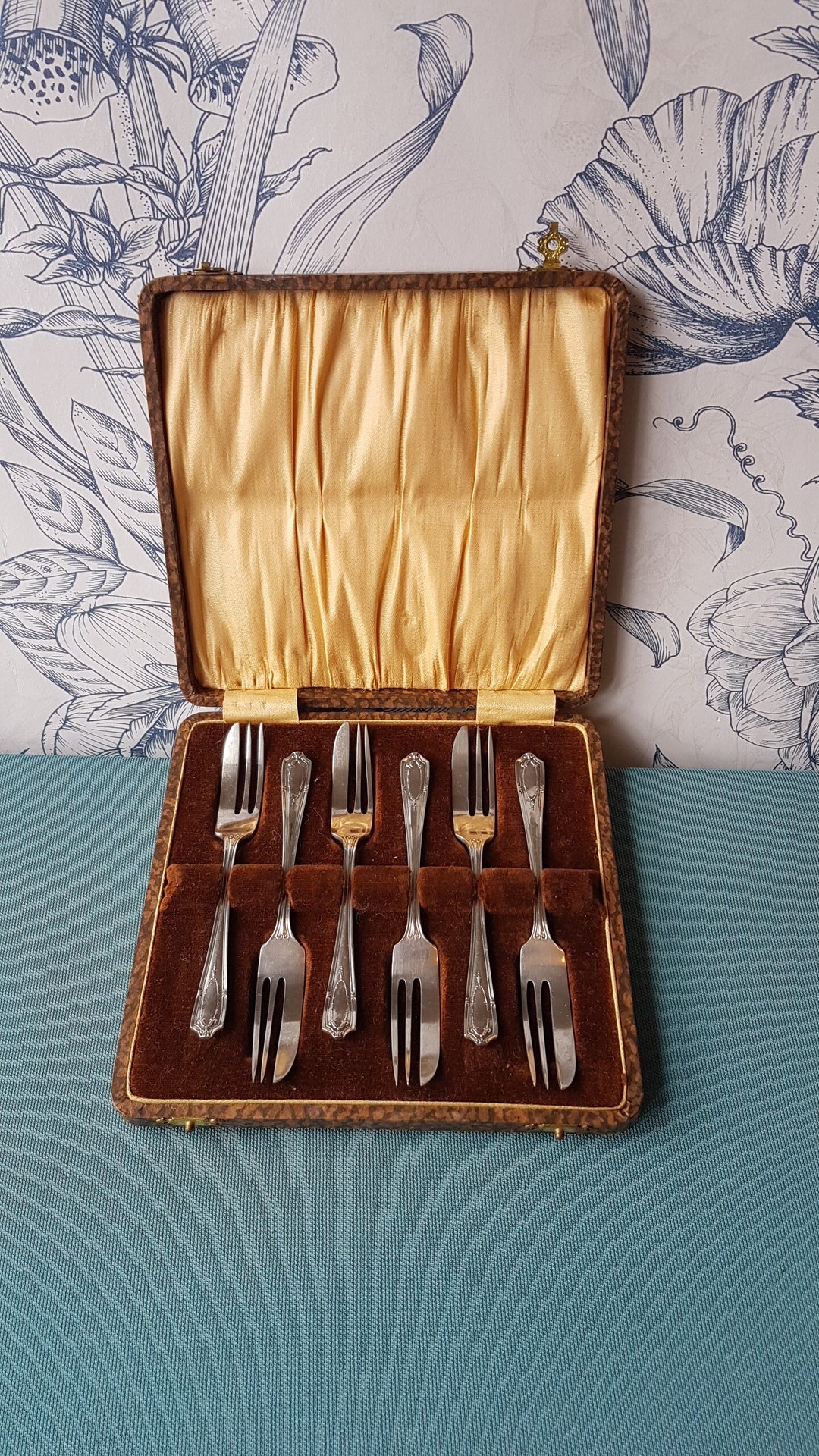 Set of Six Vintage Pastry/cake Forks - in Original Box -afternoon Tea ...