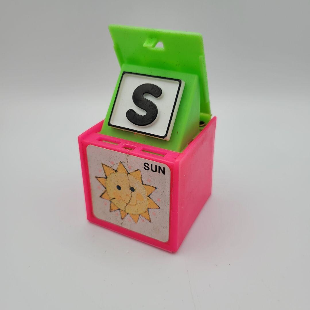 1972 Mattel Alphabet Pop up Block Toy Plastic Vintage Letter Learn ...