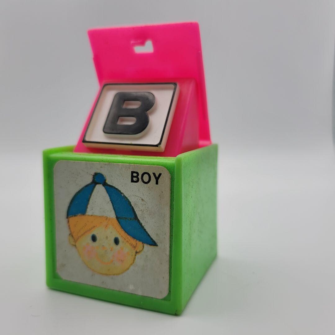 1972 Mattel Alphabet Pop up Block Toy Plastic Vintage Letter B Boy ...