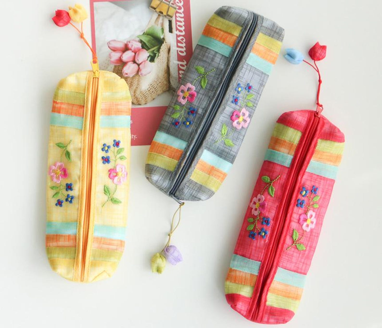 Korean Traditional Ramie(모시) Pencil Case With Flower Embroidery ...