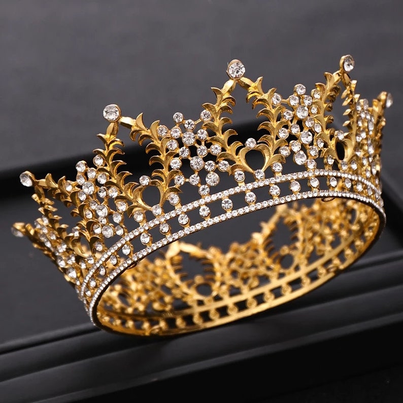 Handmade Vintage Round Large Crown Tiara for Wedding Hair - Etsy